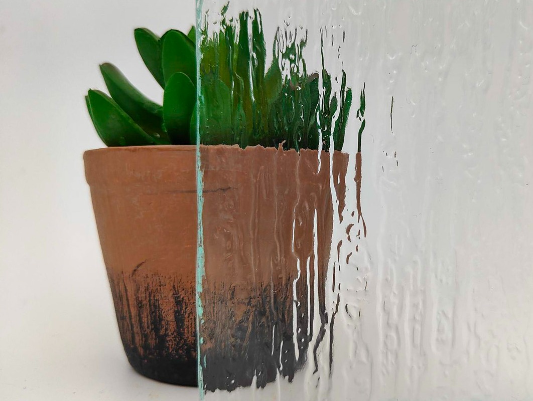 Obscure Glass NZ | Stake Glass